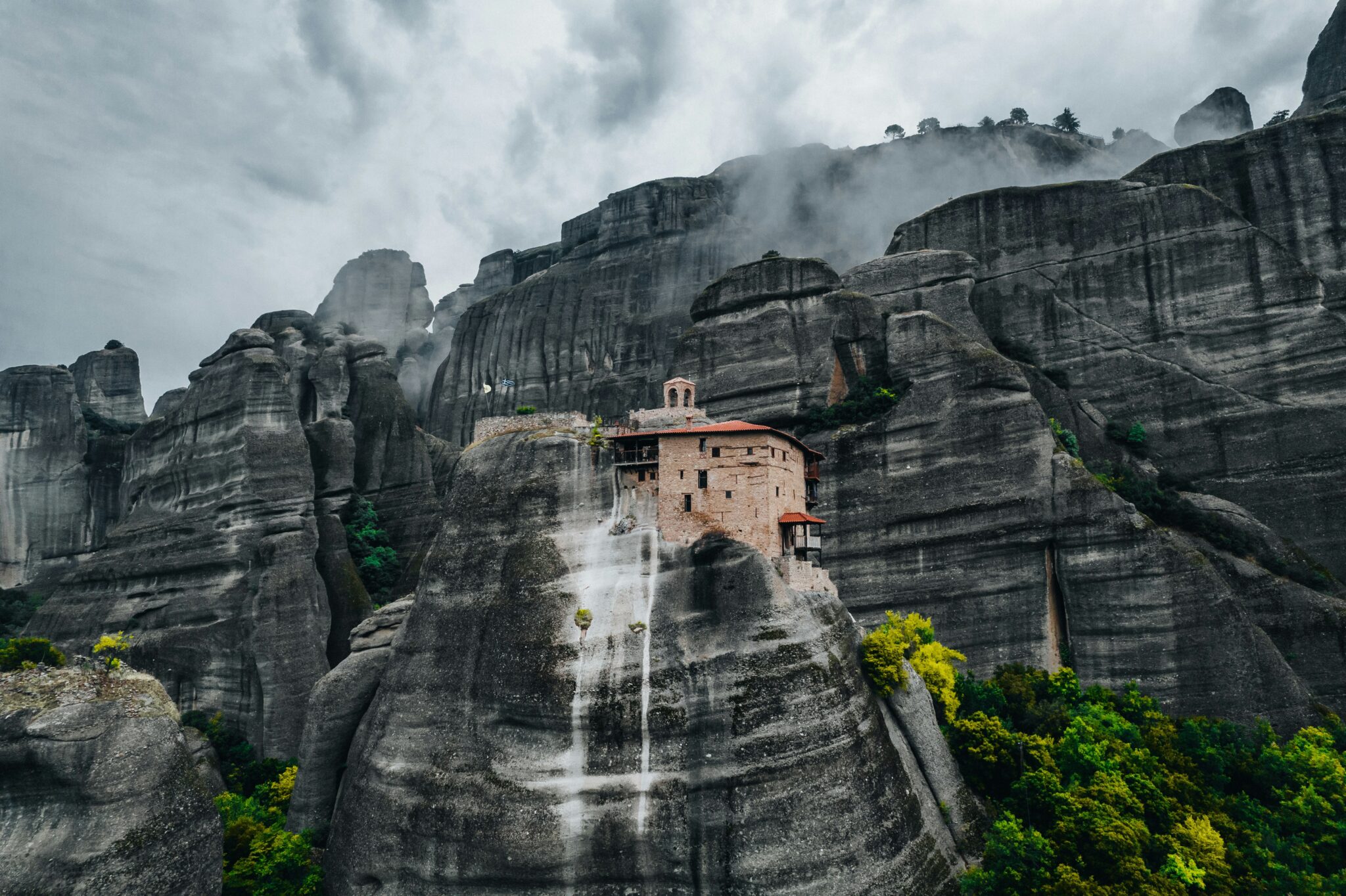 Delphi vs Meteora: Which Greek Place is Right for You? - Trips2Greece
