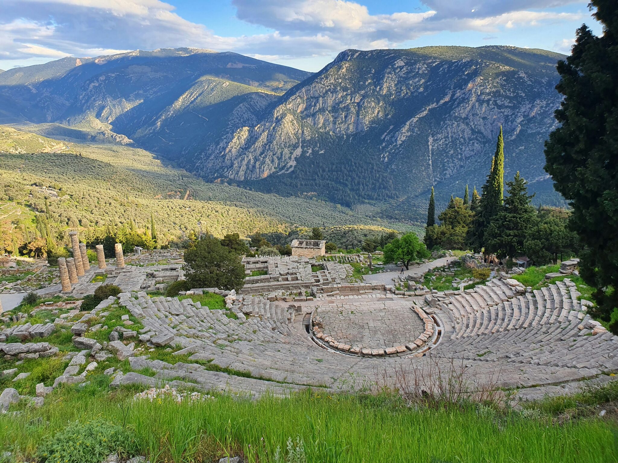 How to get to Meteora - Trips2Greece