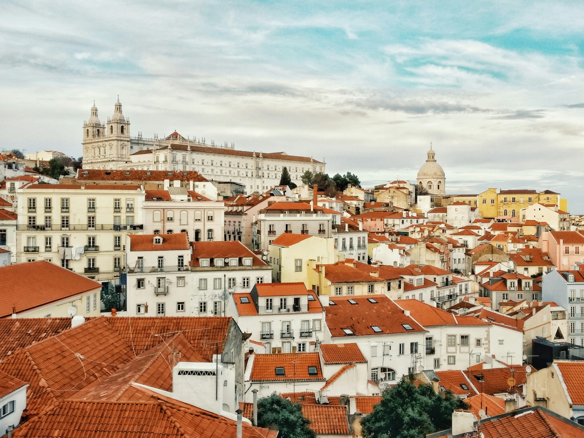 Portugal vs Greece Vacation: Which Destination Is Right for You ...
